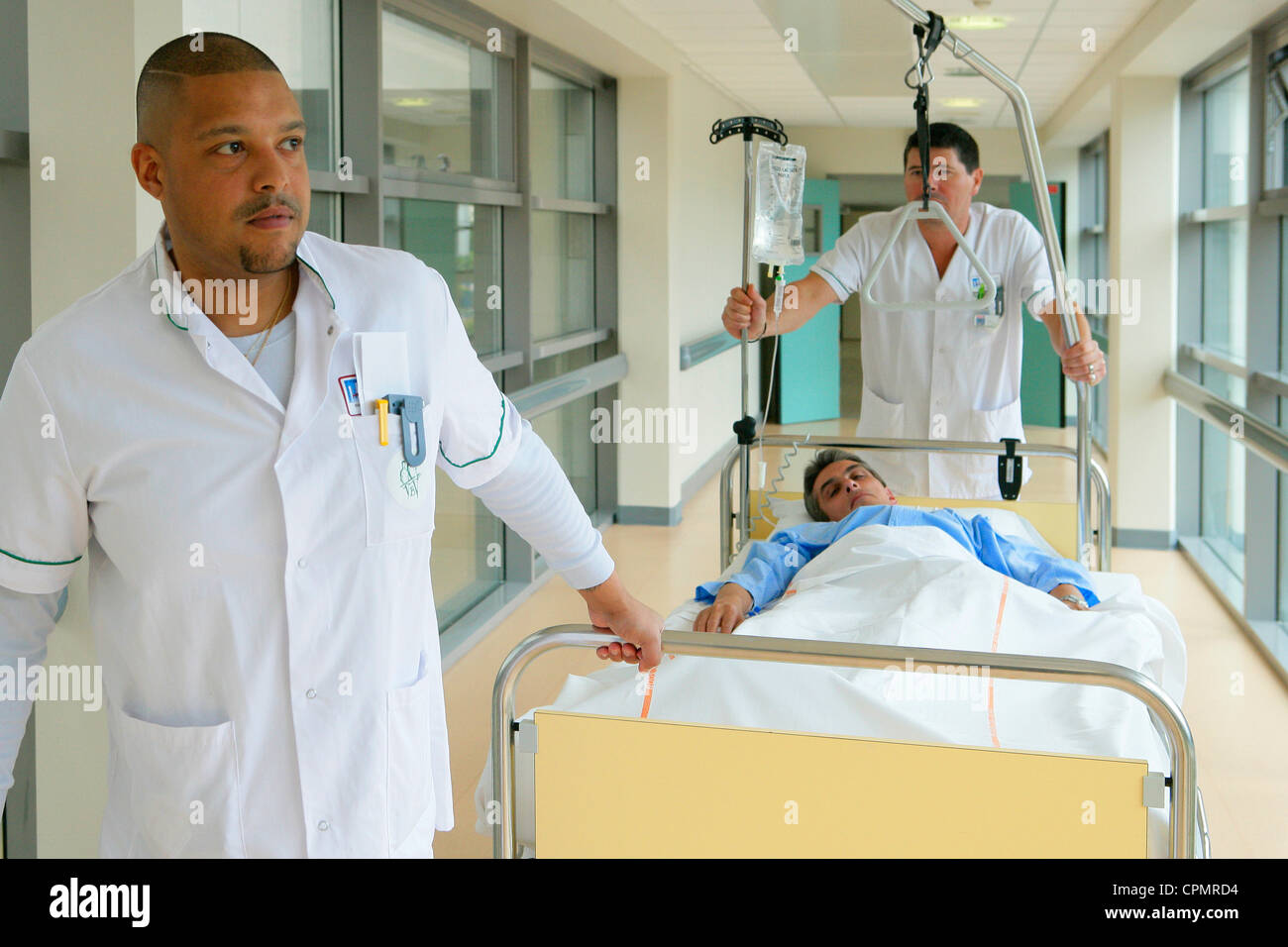 40 stretcher patients hi-res stock photography and images - Alamy