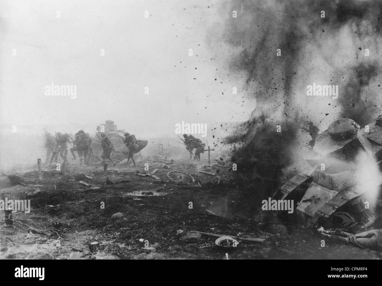 English attack hi-res stock photography and images - Alamy