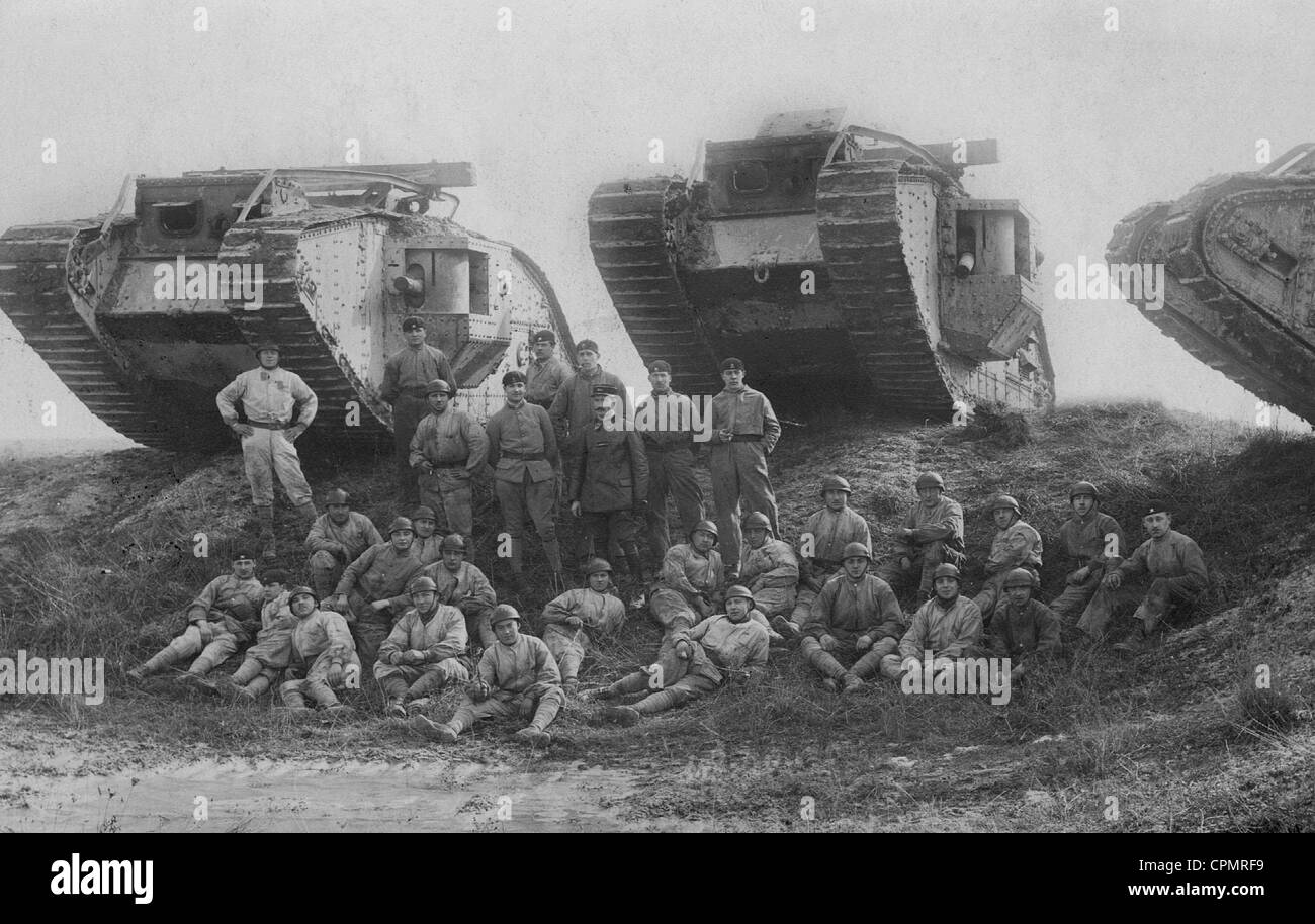 Armoured division hi-res stock photography and images - Alamy