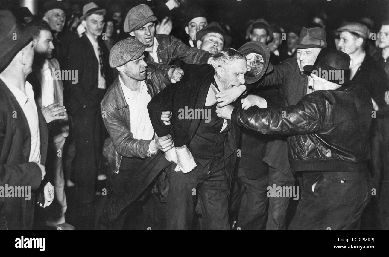 Strike riots in a steel plant in Aliquippa, 1937 Stock Photo - Alamy