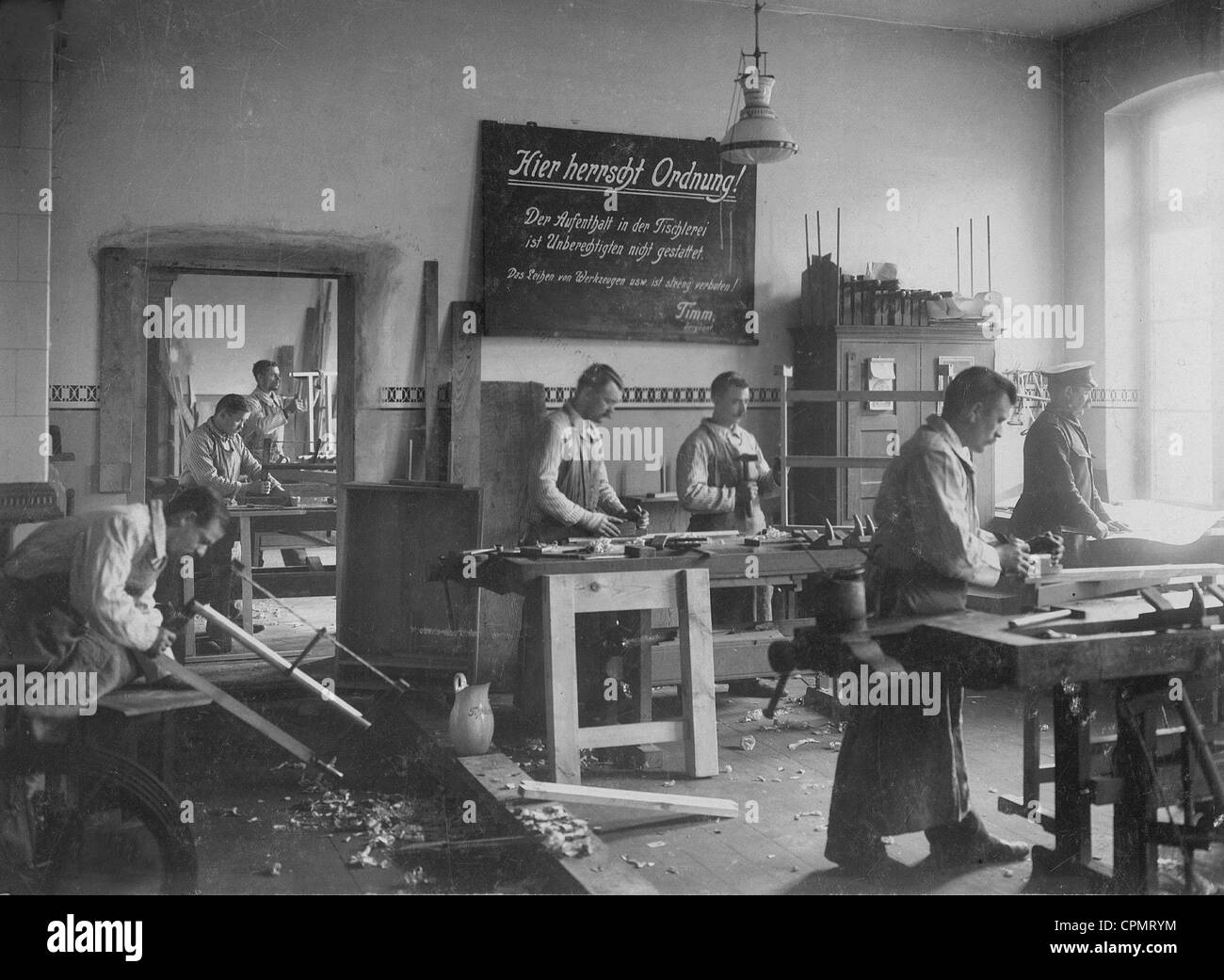 Carpenters workshop Black and White Stock Photos & Images - Alamy