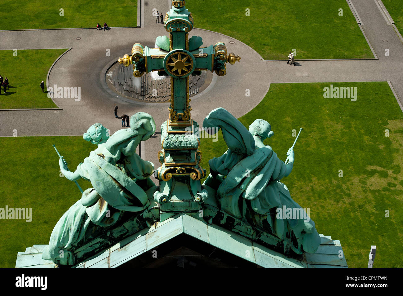 Berliner dom cross hi-res stock photography and images - Alamy