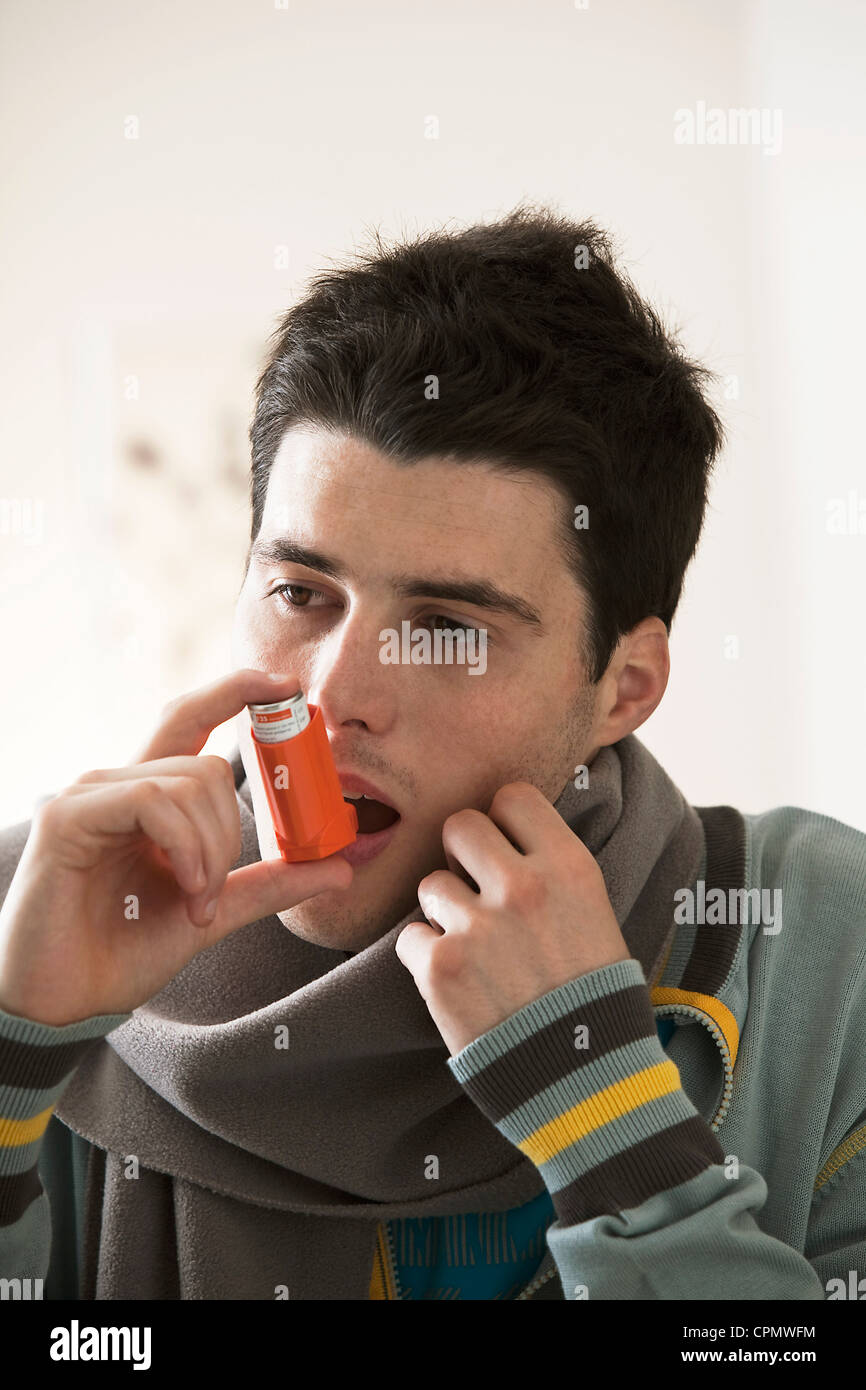 ASTHMA TREATMENT, ADOLESCENT Stock Photo - Alamy
