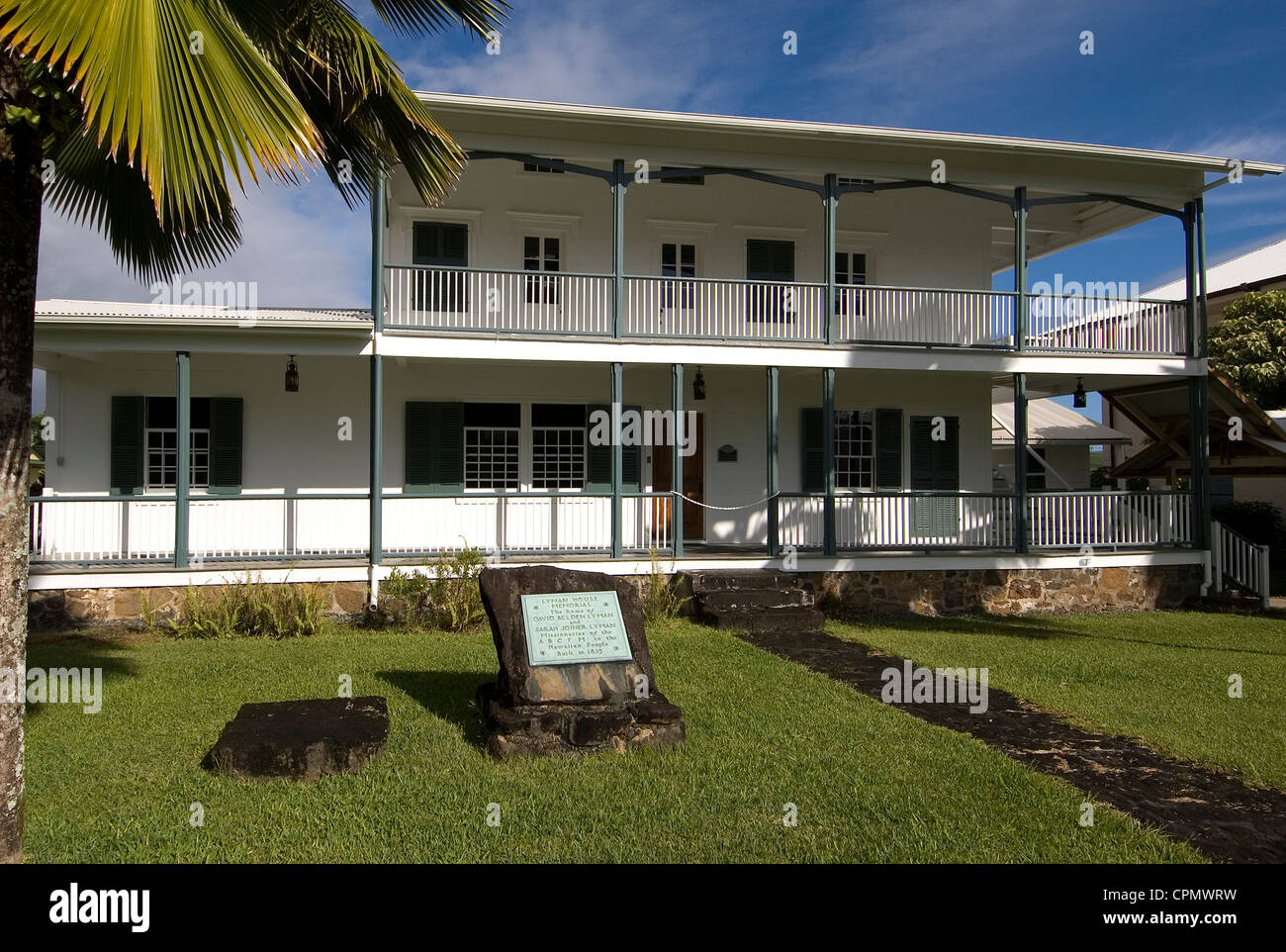 Traditional hawaiian house hi-res stock photography and images - Alamy