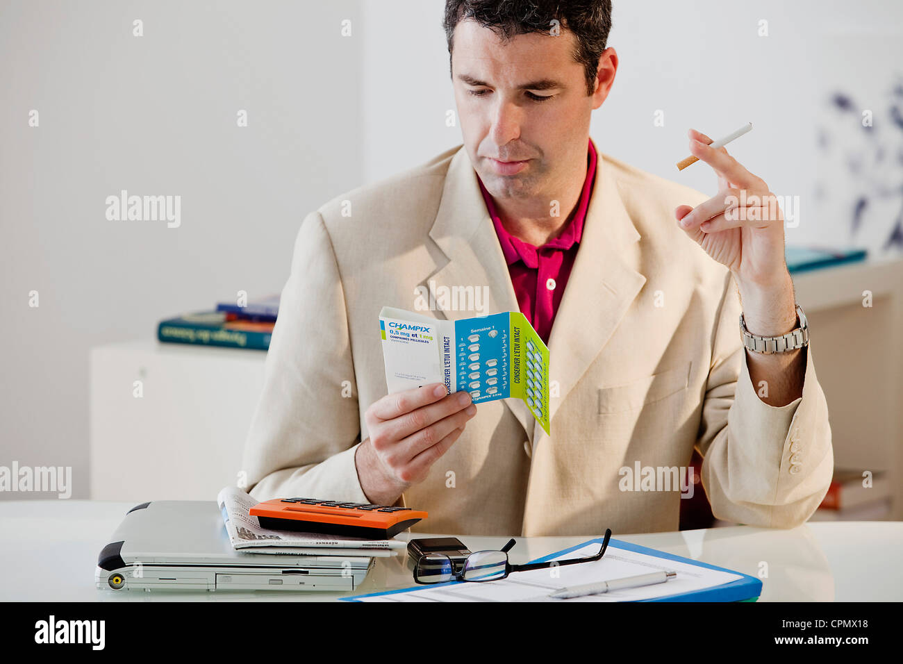 SMOKING TREATMENT MAN Stock Photo - Alamy