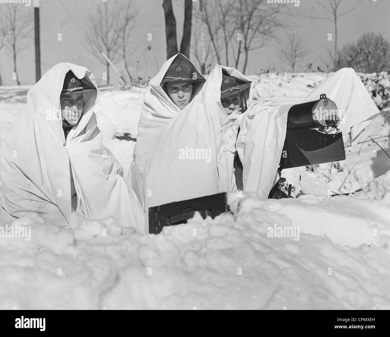 Winter 1940 hi-res stock photography and images - Alamy