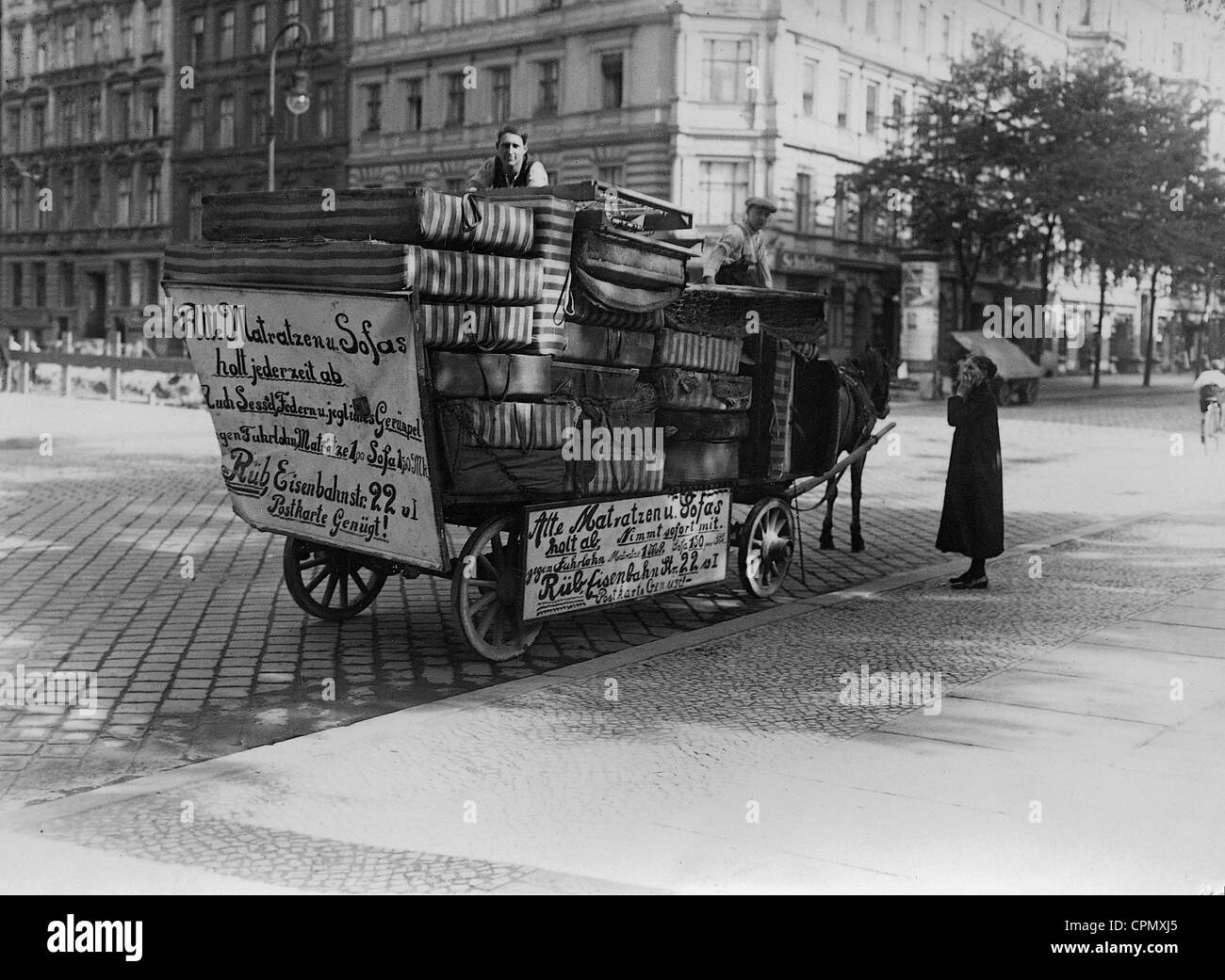 Retail berlin Black and White Stock Photos & Images - Alamy