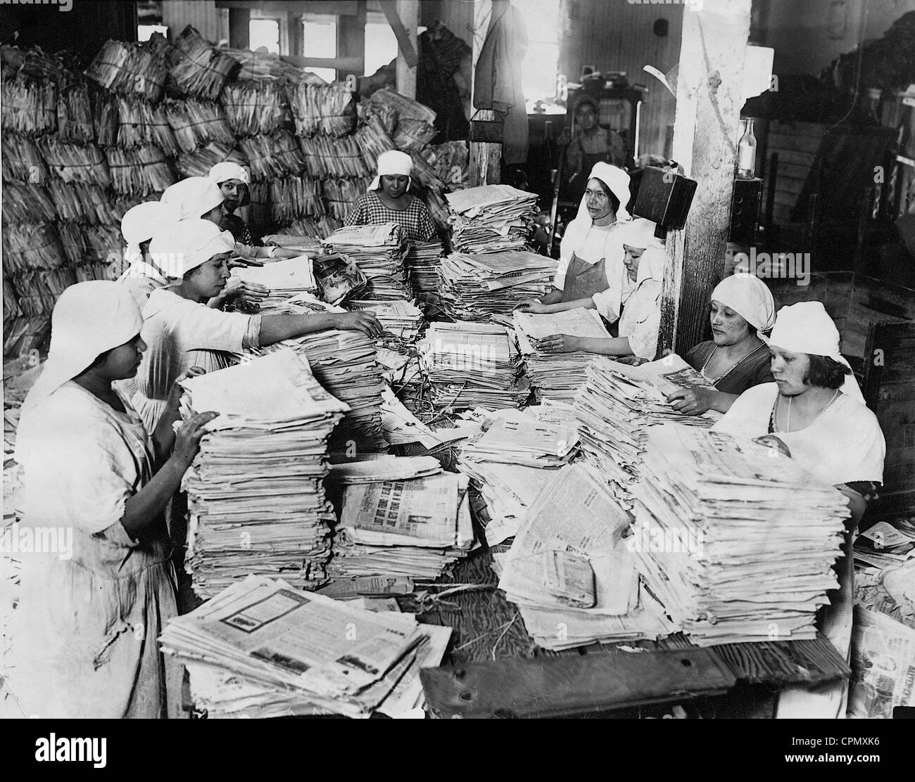 Old paper Black and White Stock Photos & Images - Alamy
