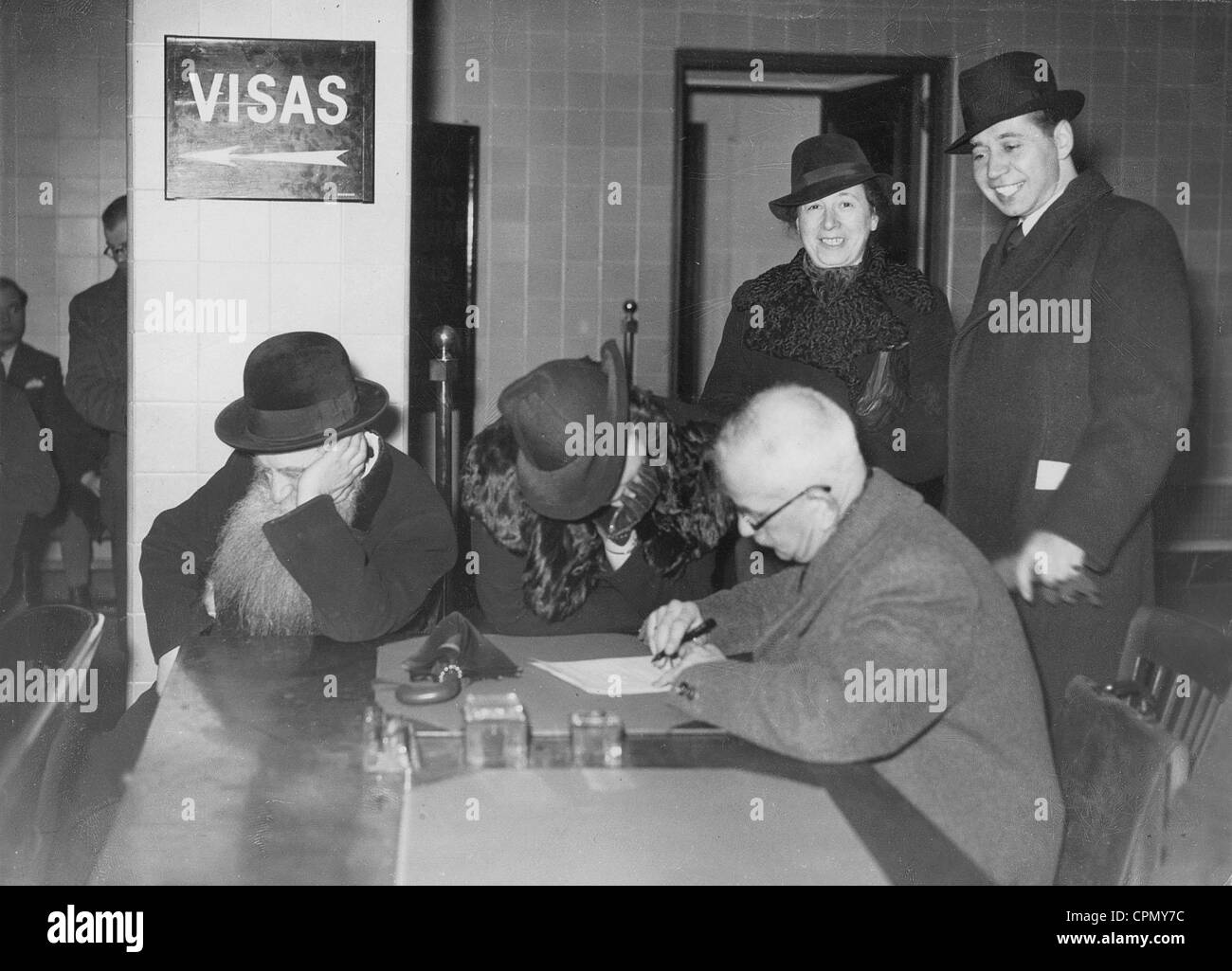 Czechoslovakia 1939 refugees hi-res stock photography and images - Alamy