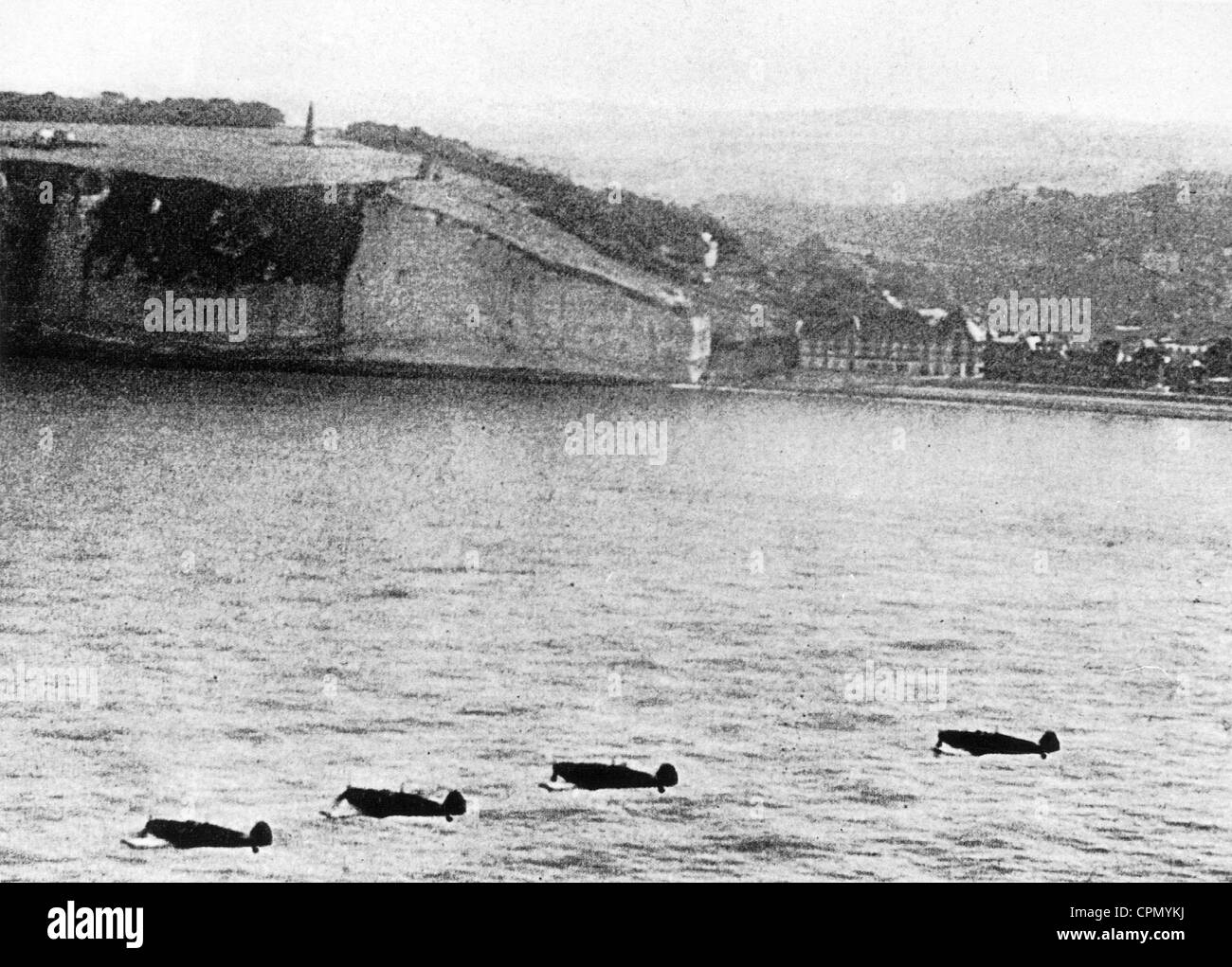 Messerschmitt Me 109 Black and White Stock Photos & Images - Alamy