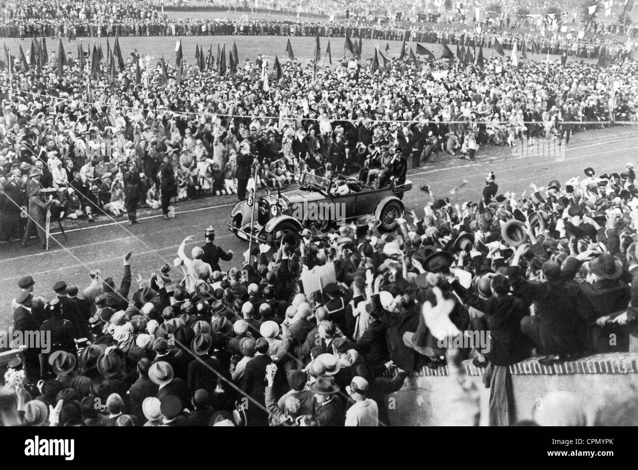 Arrival of the ocean plane after the Atlantic crossing in Bremen, 1928 ...