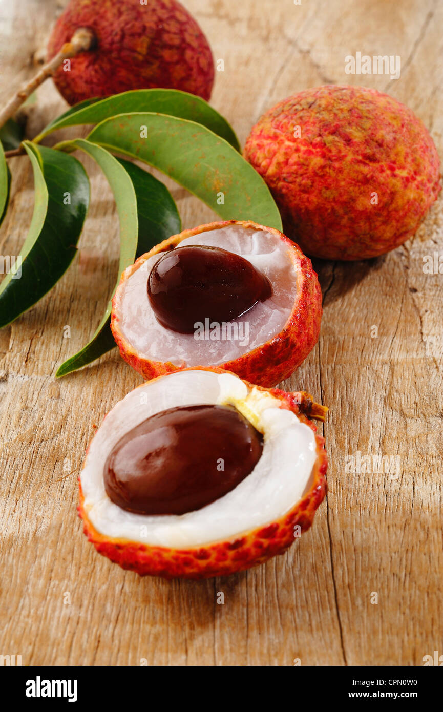 peel of lychee Stock Photo - Alamy