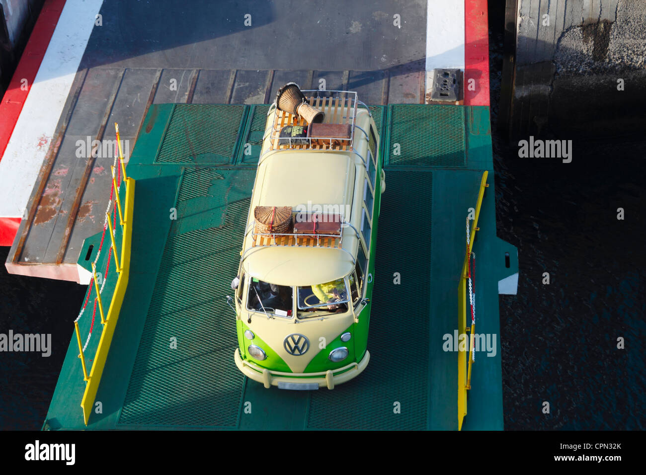 Vw splitscreen hi-res stock photography and images - Alamy