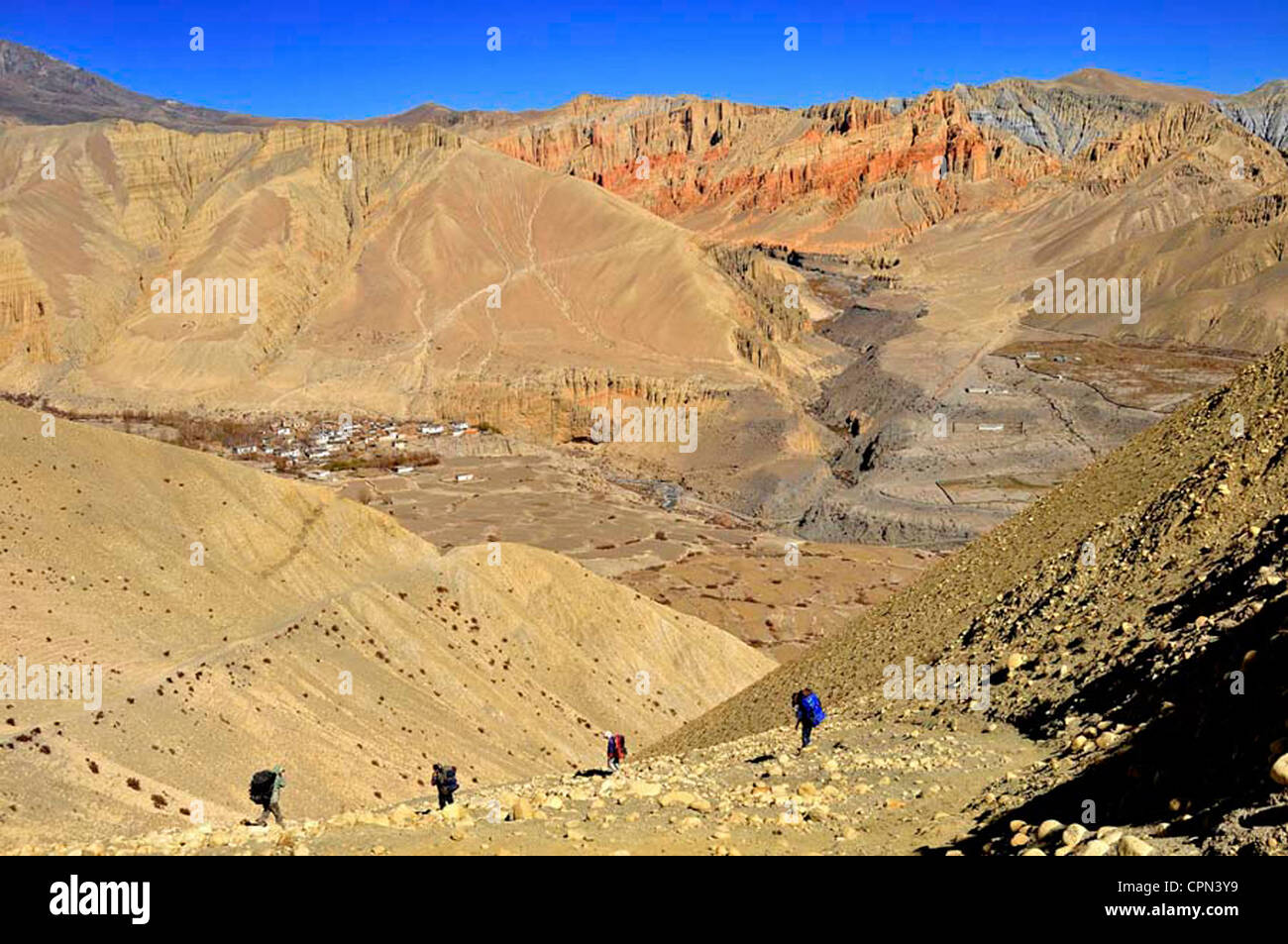 Nepal hilly hi-res stock photography and images - Alamy