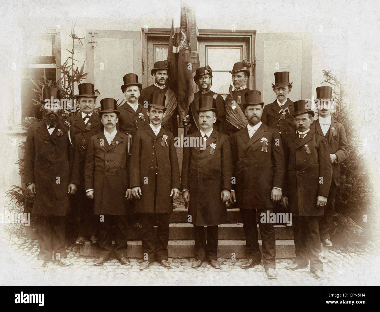 Mens picture hi-res stock photography and images - Alamy