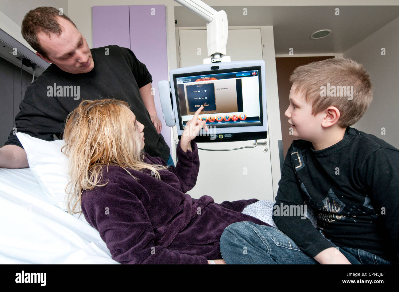 CHILD HOSPITAL PATIENT Stock Photo - Alamy