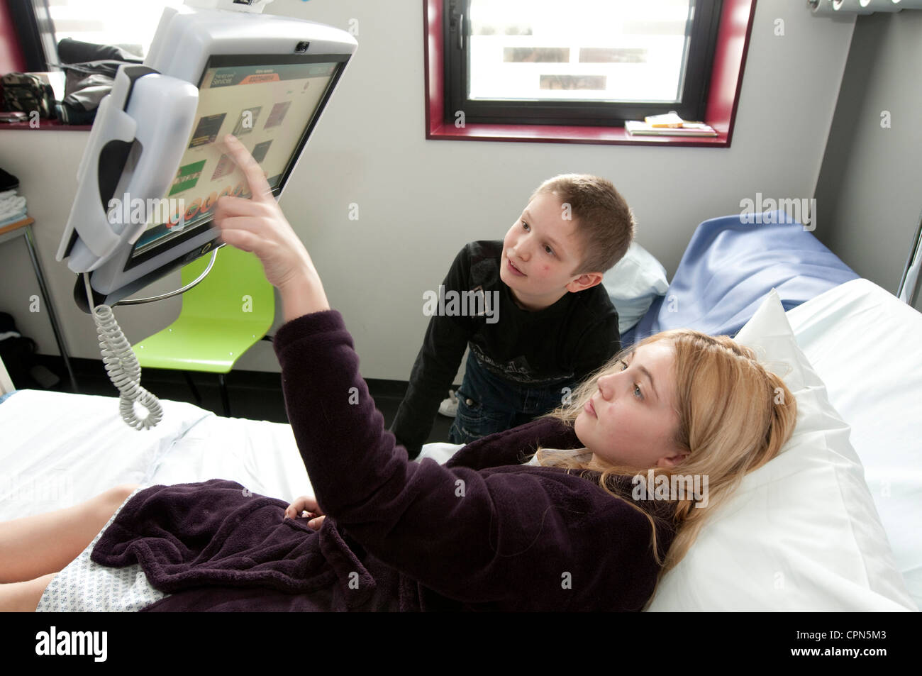 CHILD HOSPITAL PATIENT Stock Photo - Alamy
