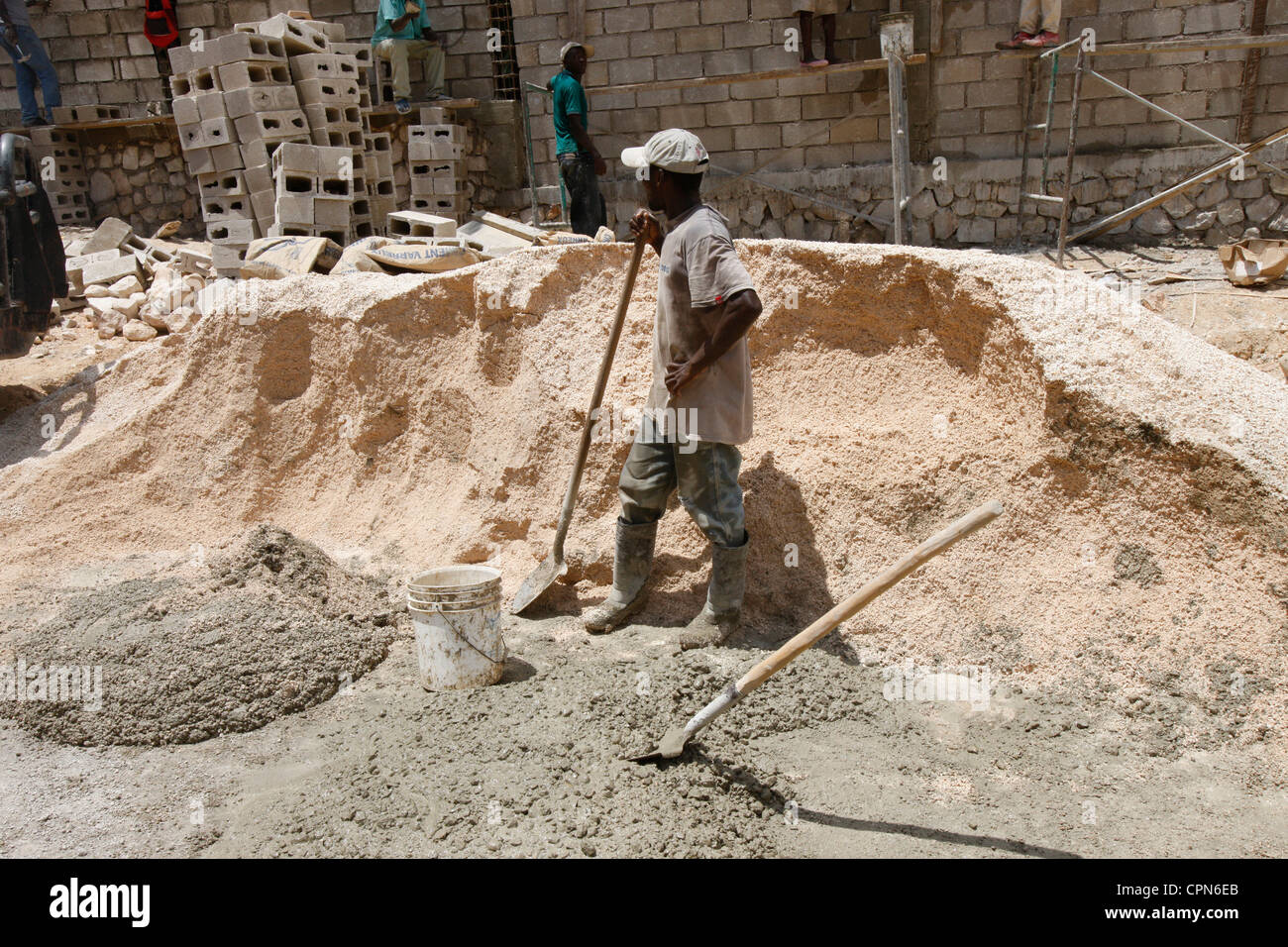 Earthquake engineering hi-res stock photography and images - Alamy