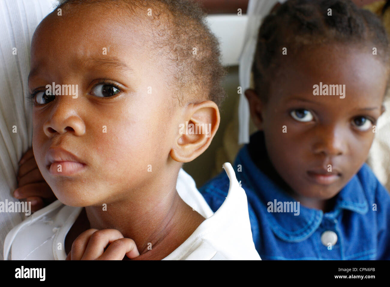 3 4 portrait woman hi-res stock photography and images - Alamy