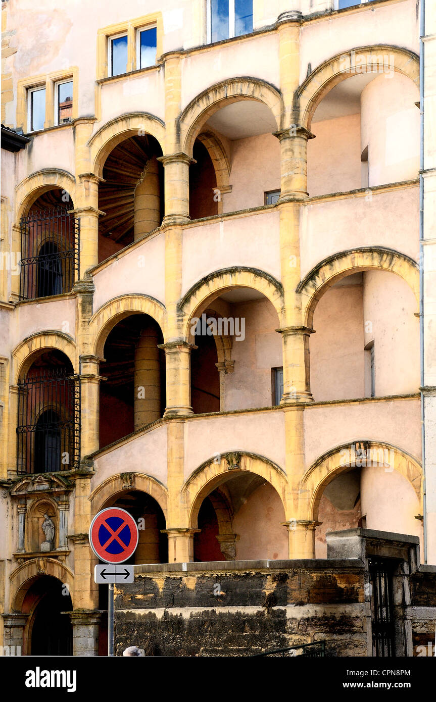 Lyon style hi-res stock photography and images - Alamy