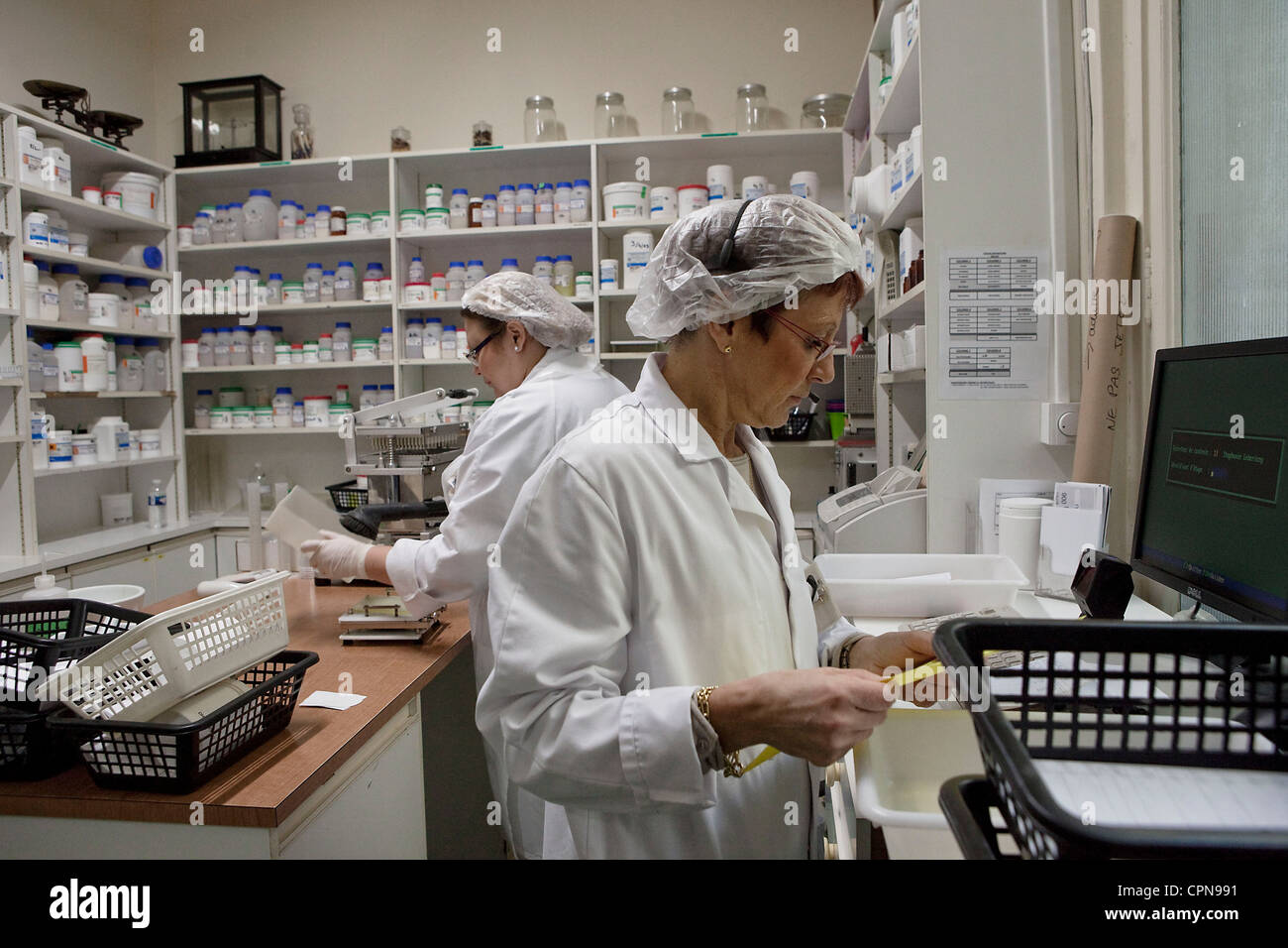 Homeopathy healthcare hi-res stock photography and images - Alamy