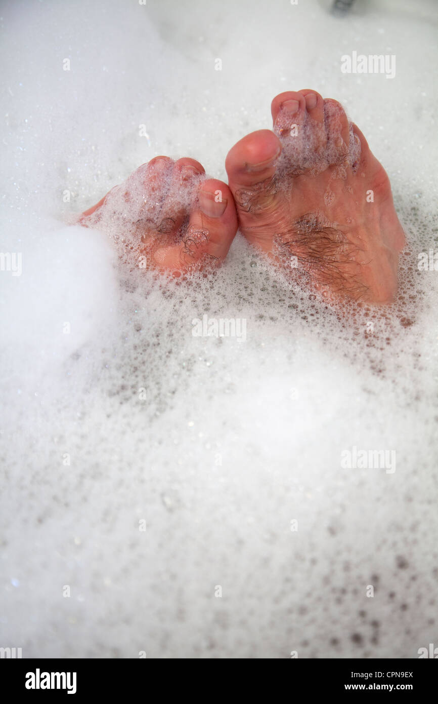 Hairy toes hi-res stock photography and images - Alamy