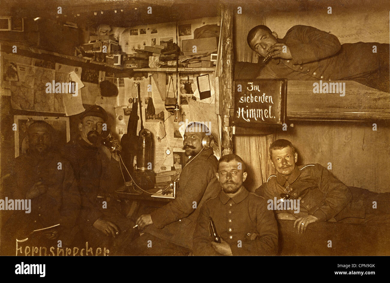 First World War / WWI, German soldiers, military communications ...