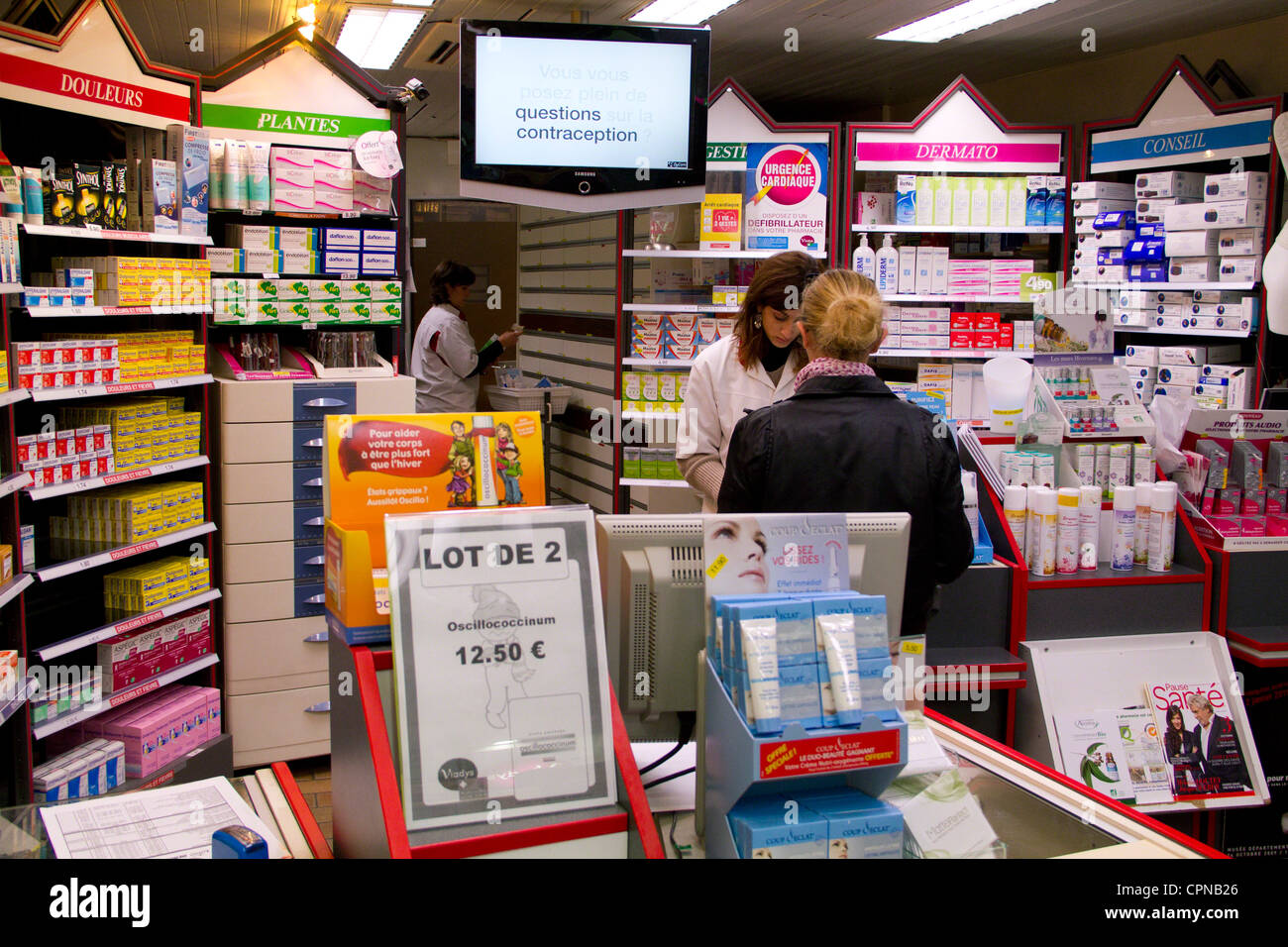 INTERIOR OF A CHEMIST'S SHOP Stock Photo - Alamy