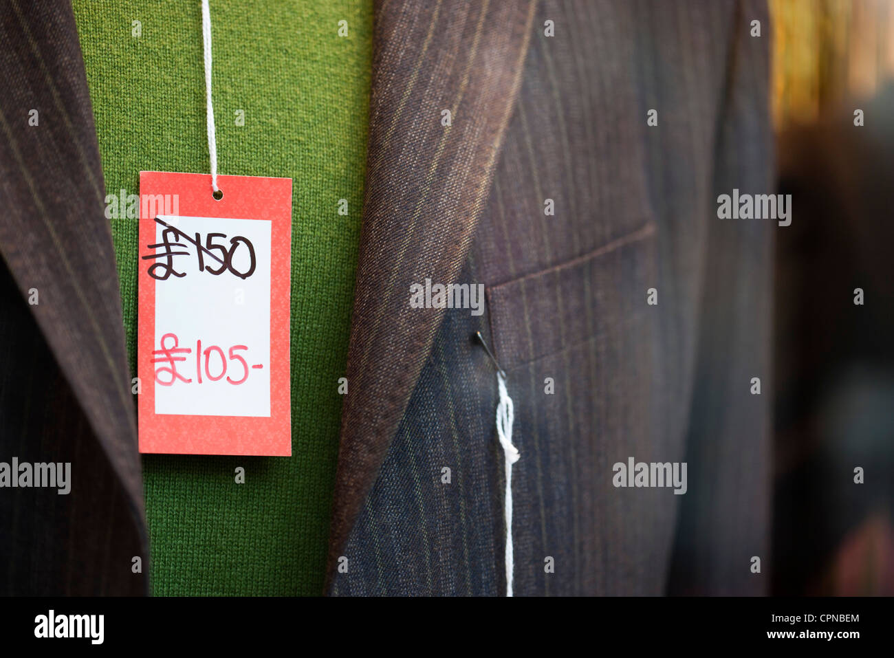 Price tag clothes sterling hi-res stock photography and images - Alamy