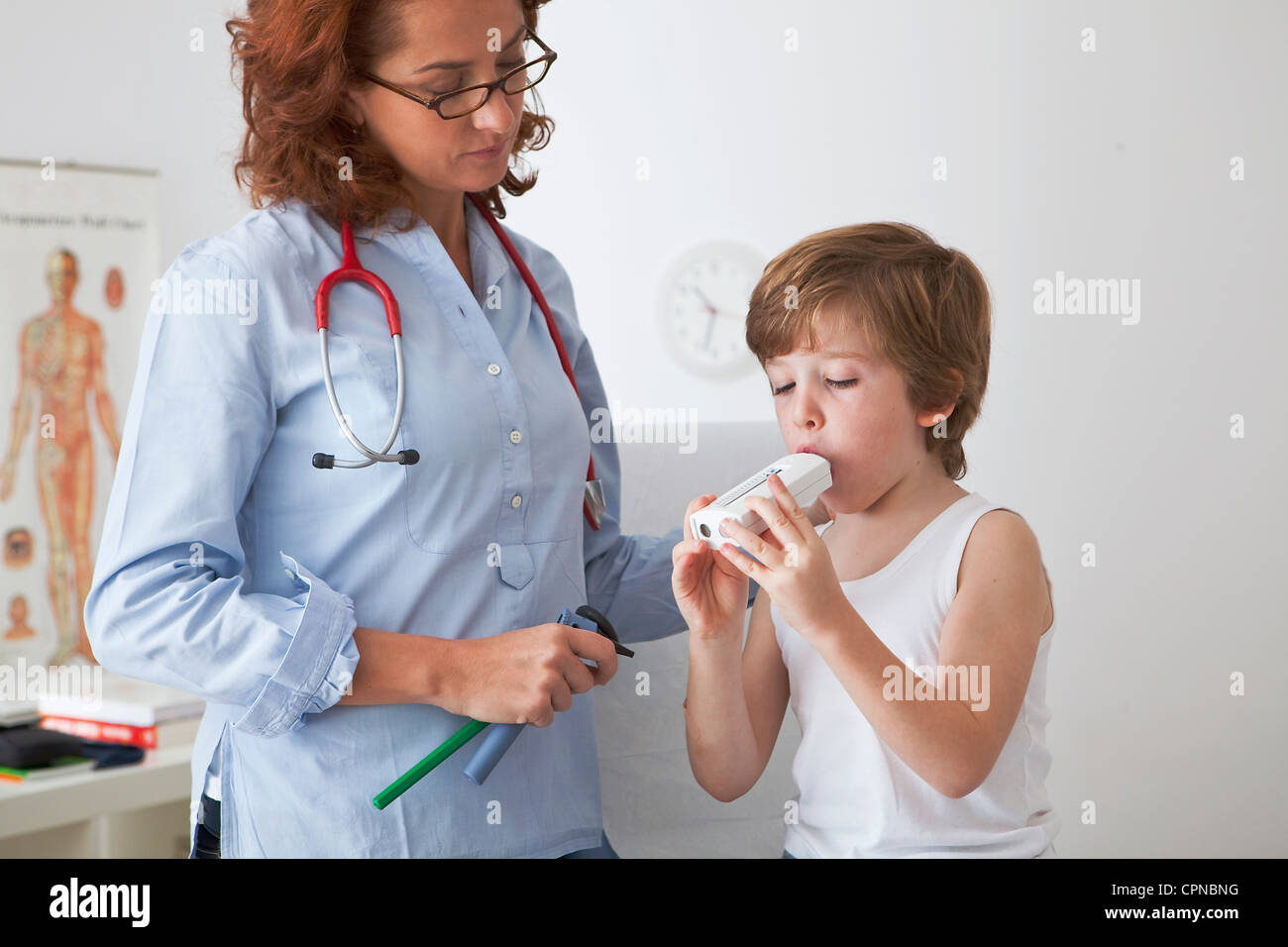 BREATHING, SPIROMETRY IN A CHILD Stock Photo - Alamy
