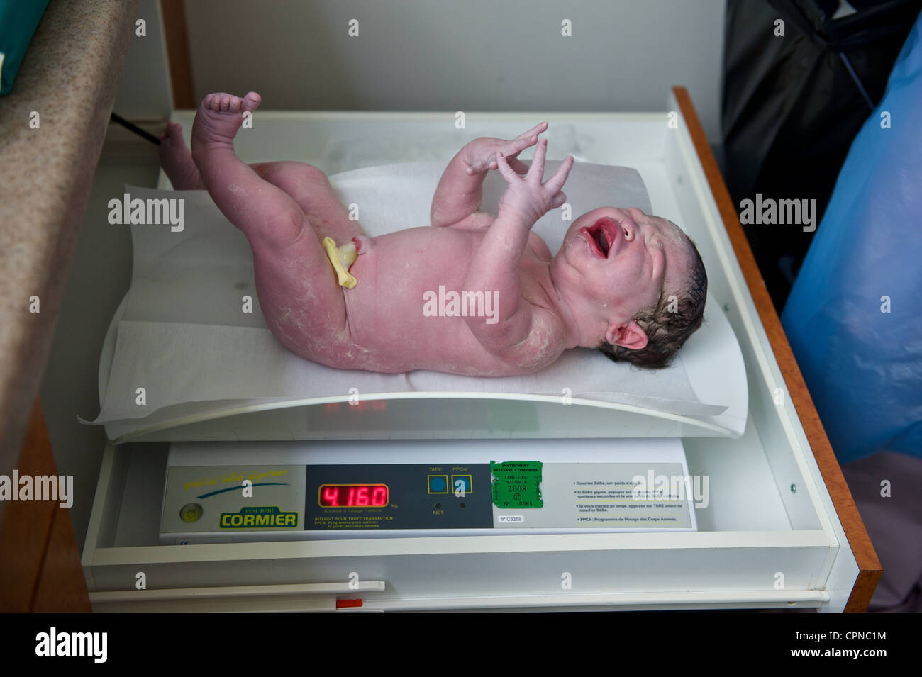 WEIGHT, NEWBORN BABY Stock Photo - Alamy