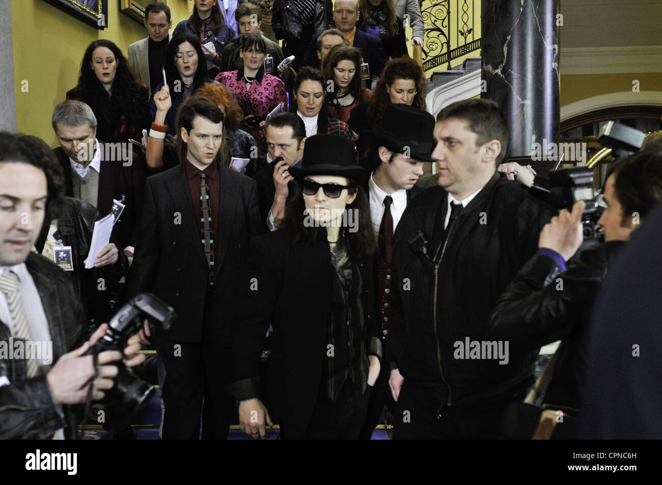 Bono u2 2011 hi-res stock photography and images - Alamy