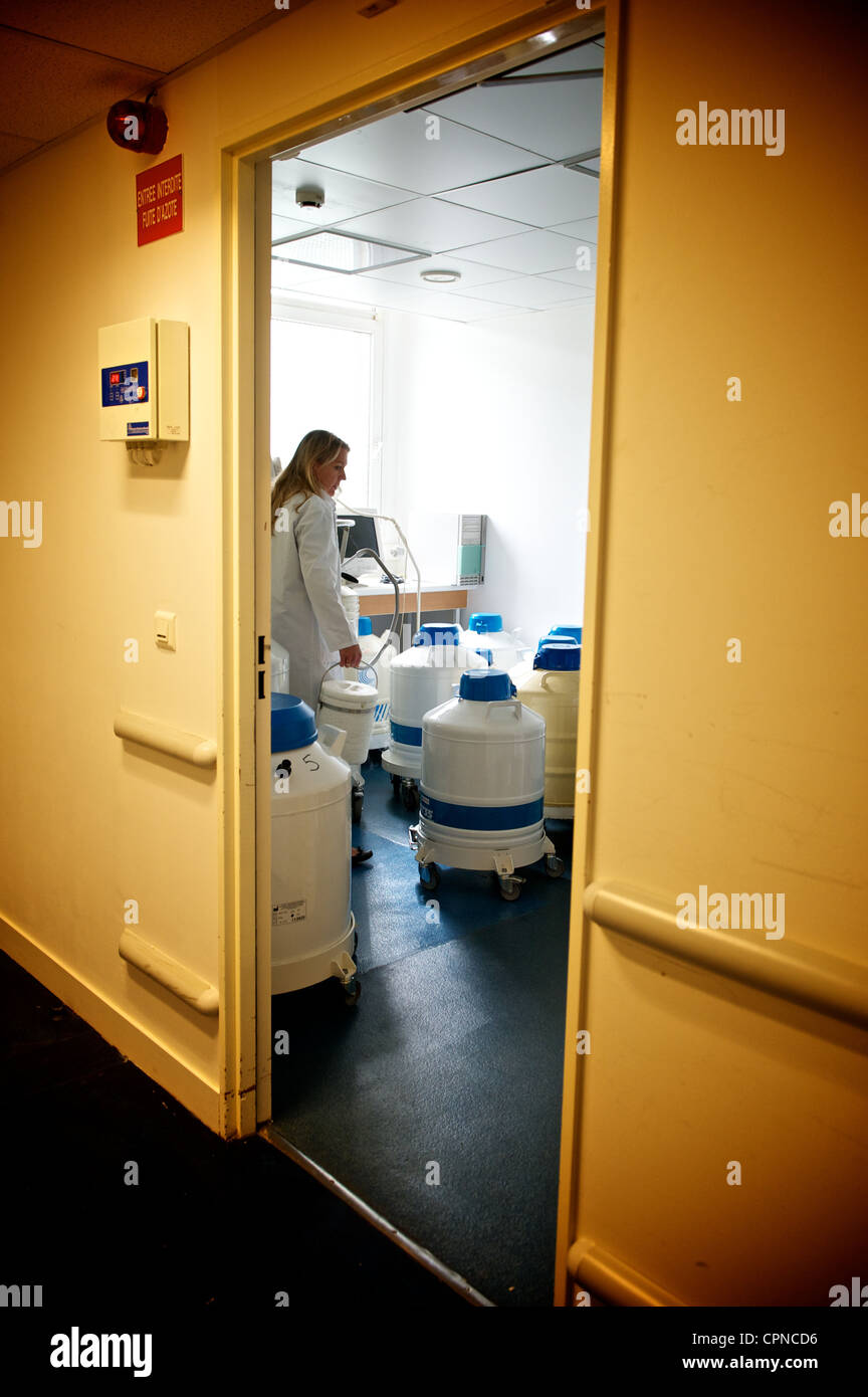 Cryogenic preservation tanks hi-res stock photography and images - Alamy