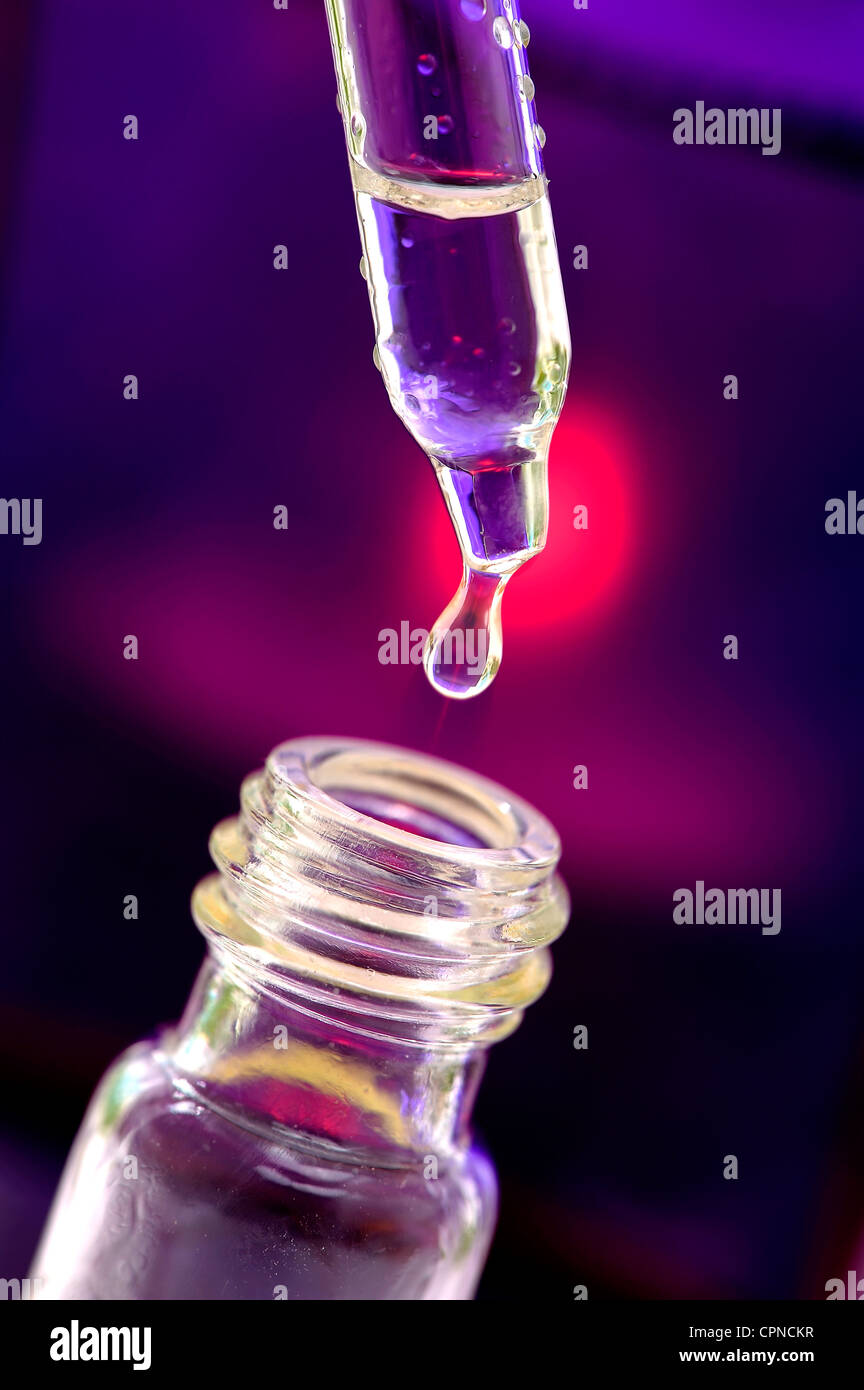 Essential oil drop hi-res stock photography and images - Alamy