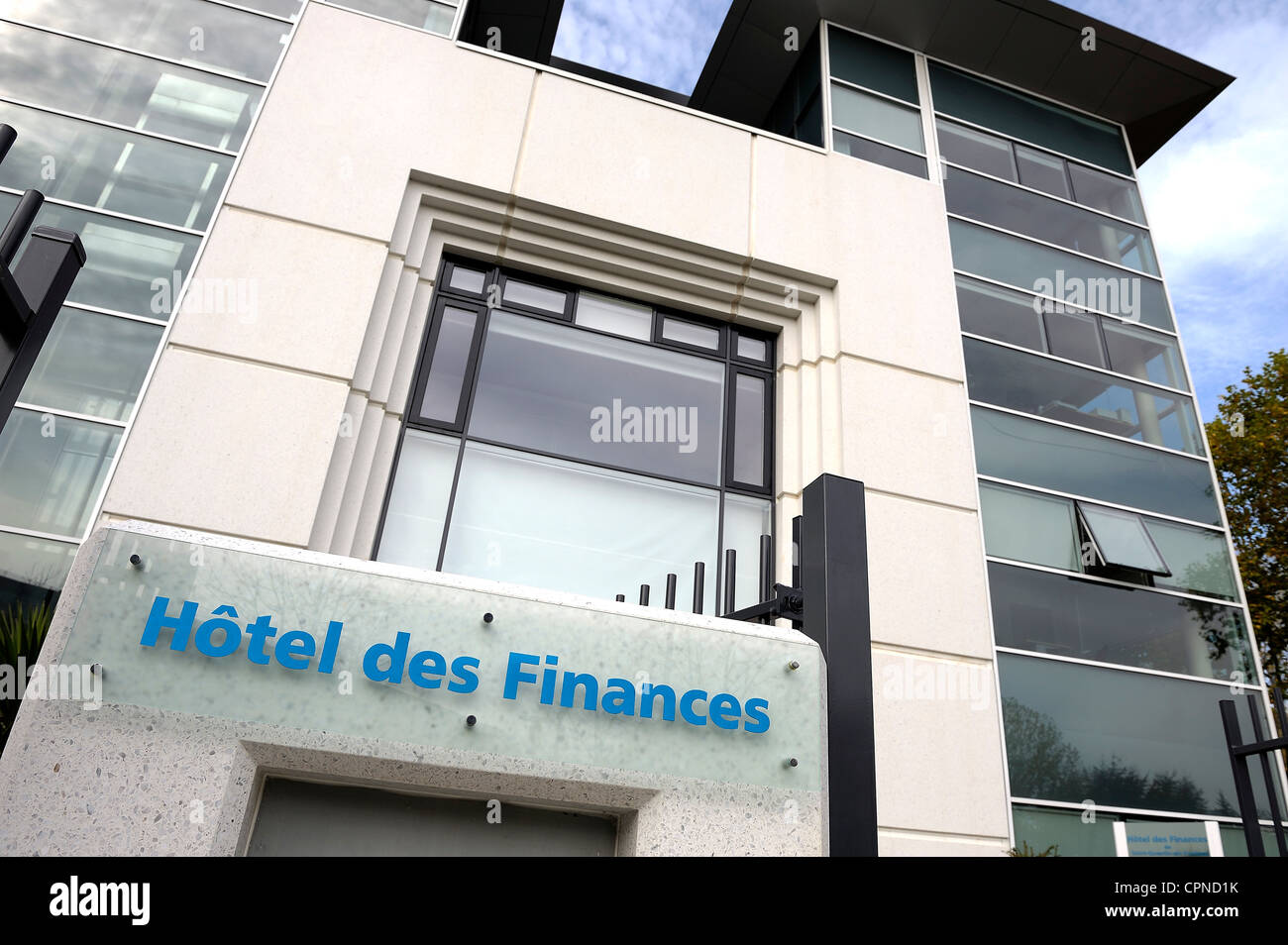 Irs financial services building hi-res stock photography and images - Alamy