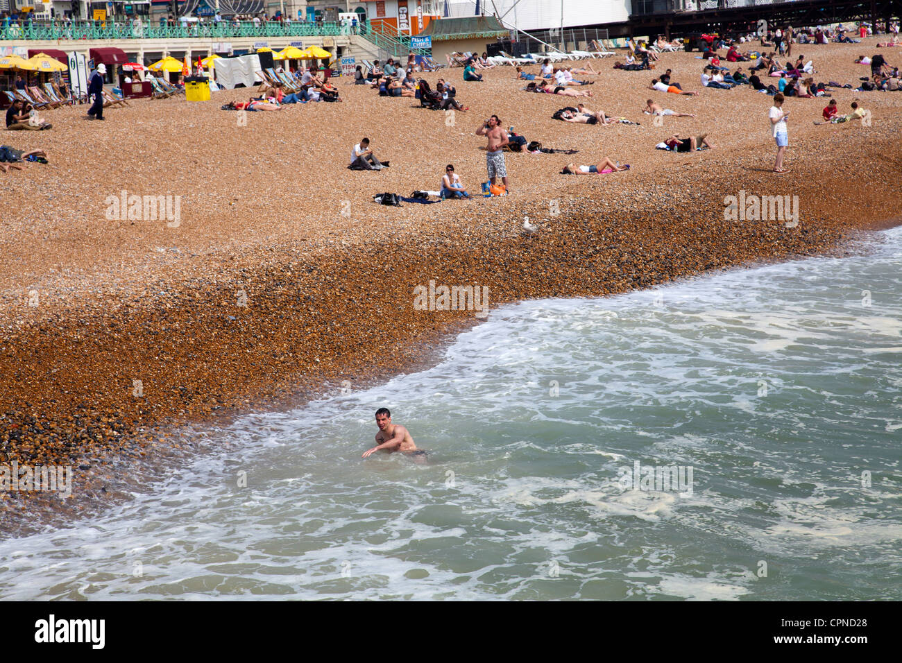 Brighton surf hi-res stock photography and images - Alamy