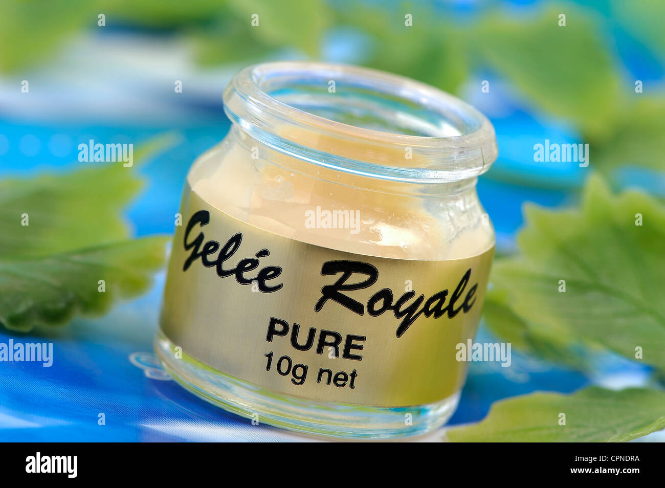 Gelee royale hi-res stock photography and images - Alamy