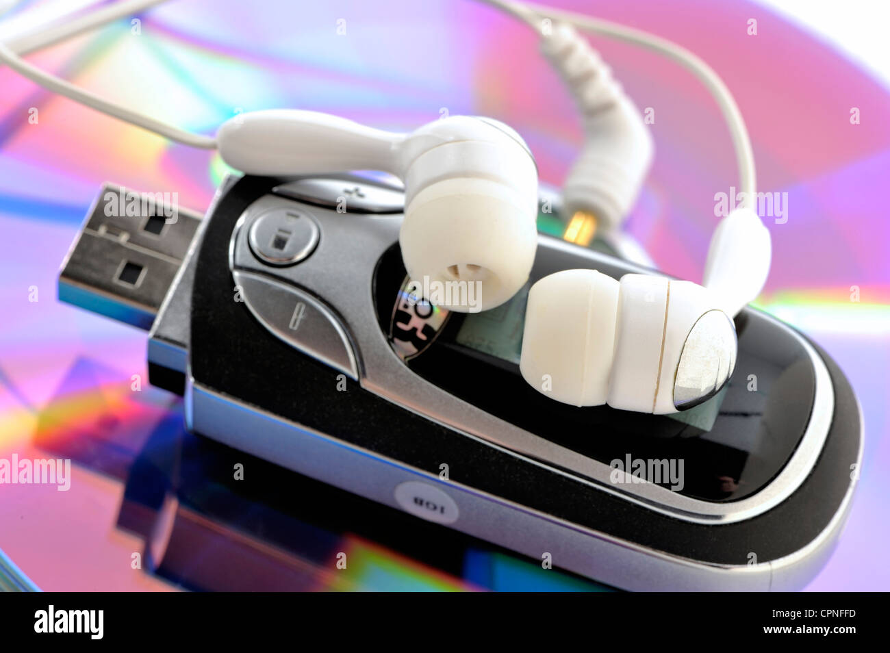 Cd walkman hi-res stock photography and images - Alamy