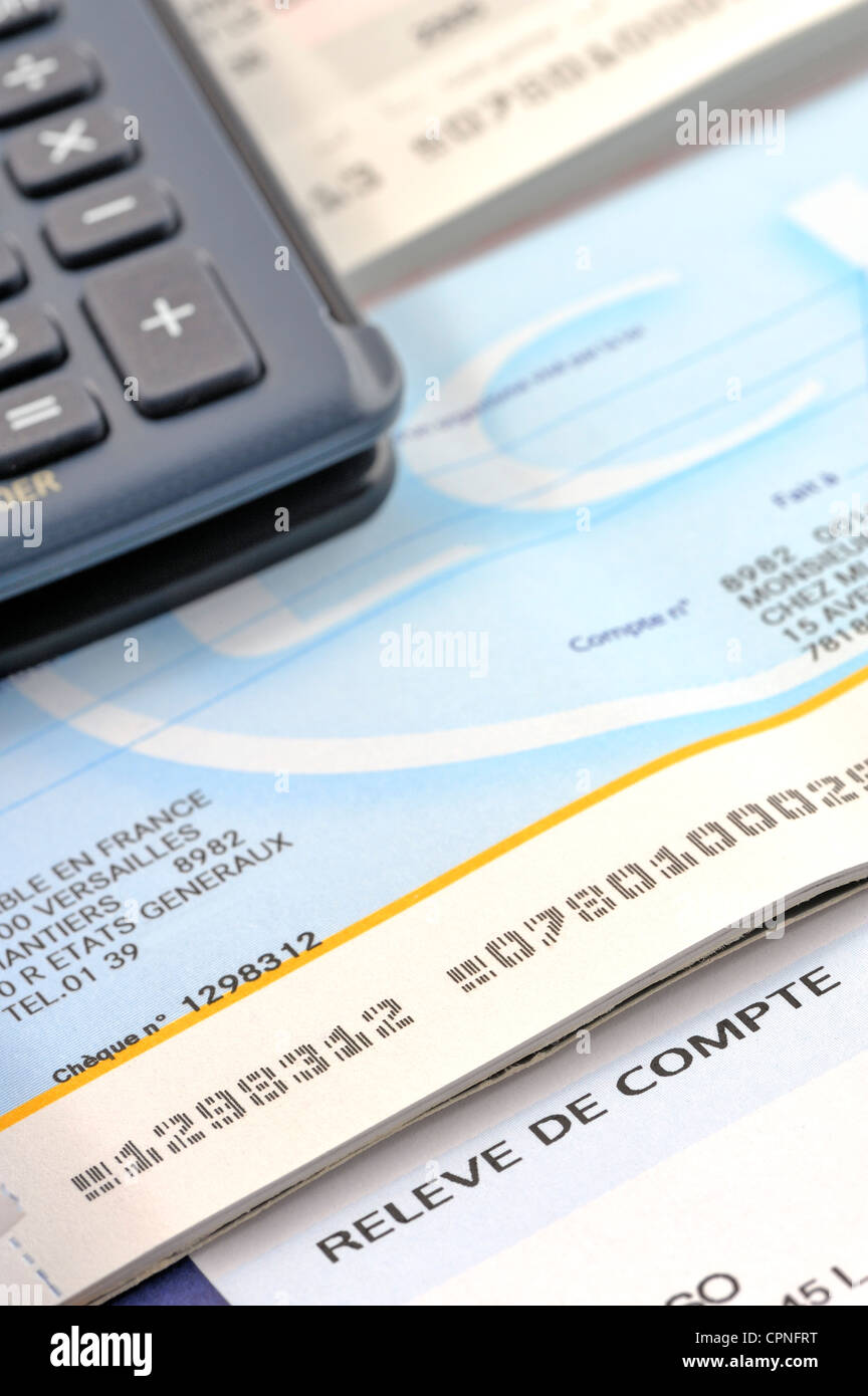 Bank cheque accounts hi-res stock photography and images - Alamy