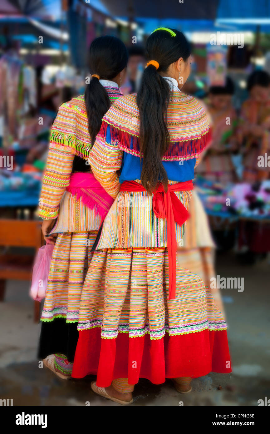 Flower H'Mong at Bac Ha Market Stock Photo - Alamy