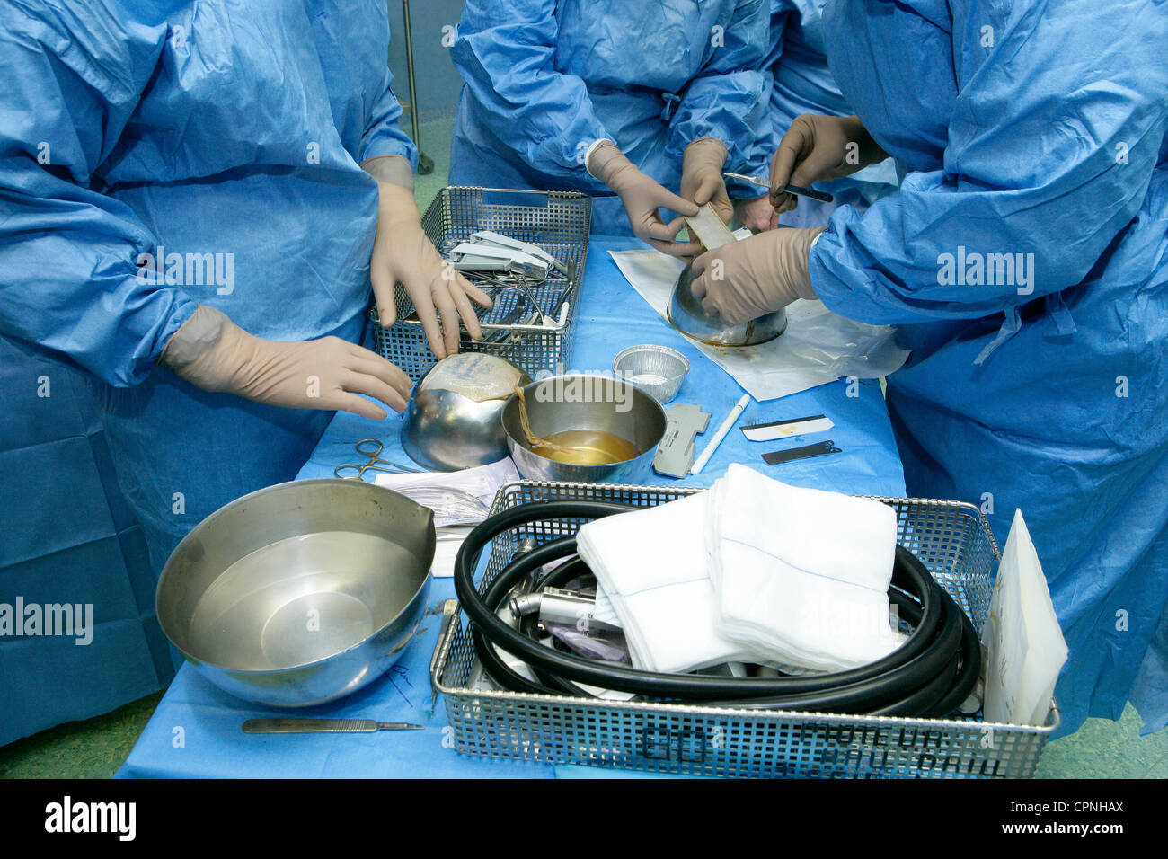 Skin graft tool hi-res stock photography and images - Alamy