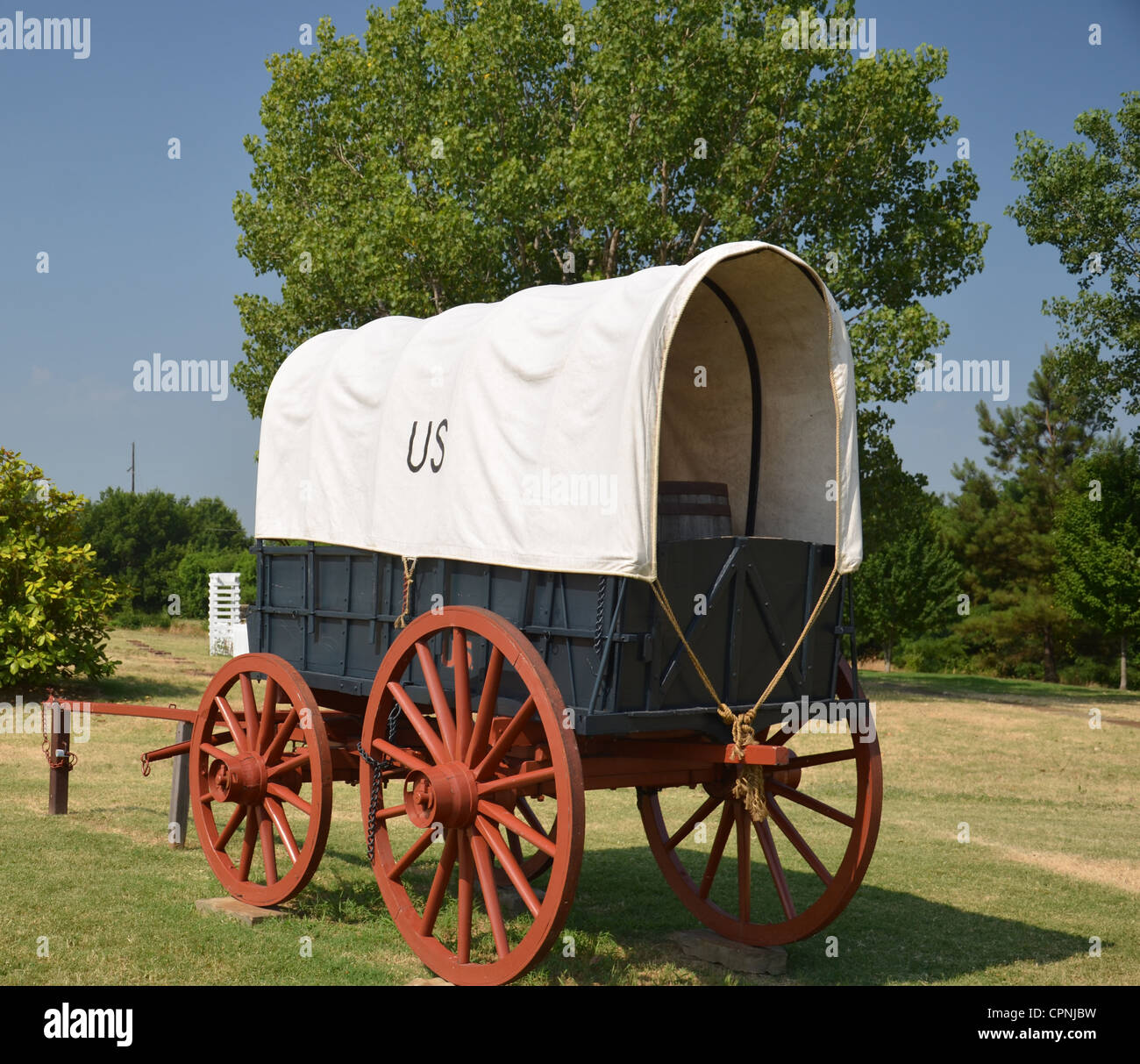 Covered wagon at Fort Smith, Arkansas Stock Photo - Alamy