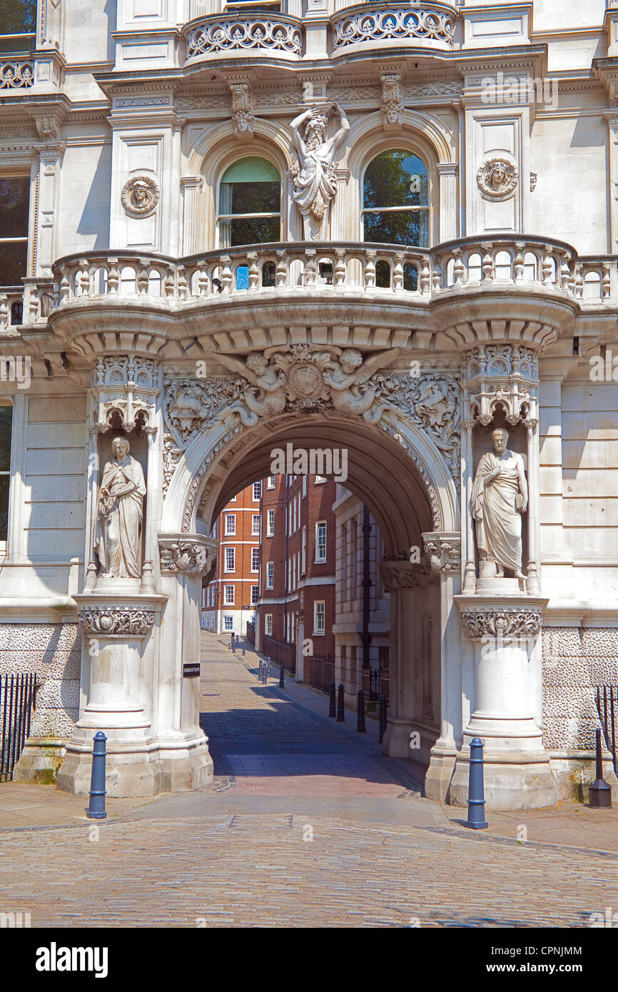 Middle temple lane hi-res stock photography and images - Alamy