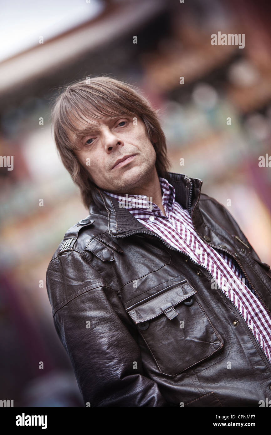 Gary Manny "Mani" Mounfield born 16 November 1962 in Crumpsall ...