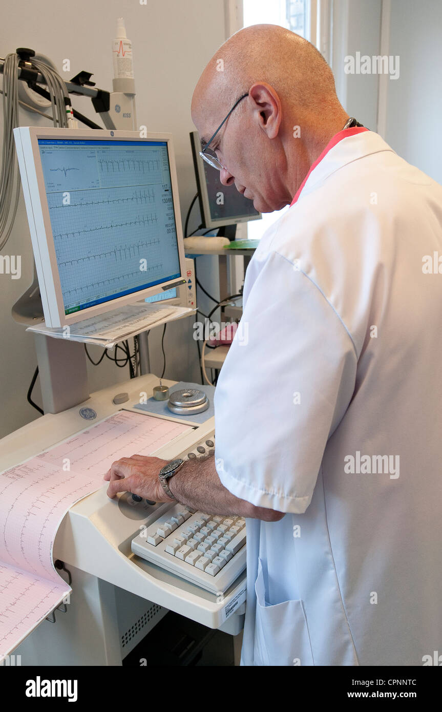 Cardio exercise testing hi-res stock photography and images - Alamy