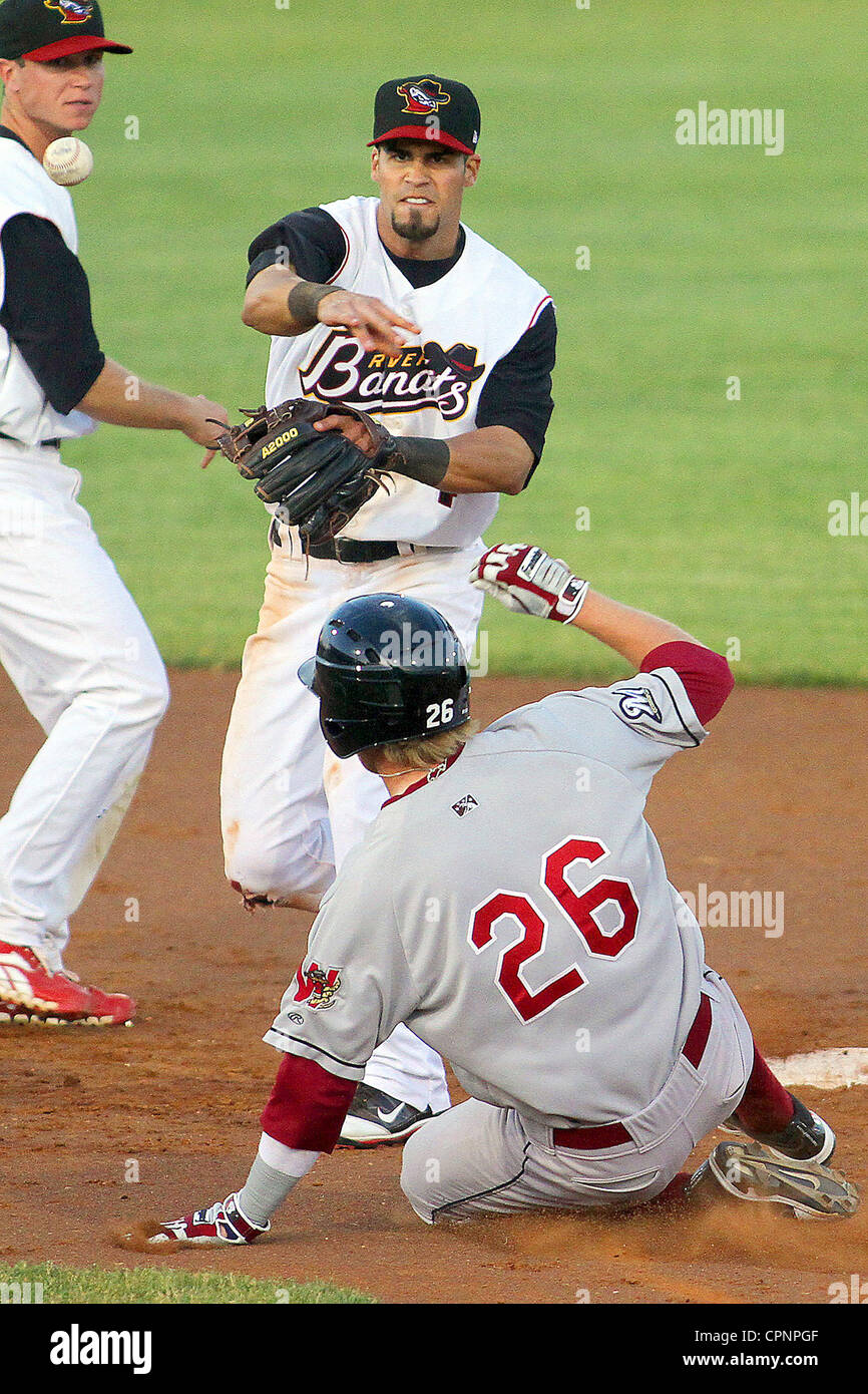 May 24, 2012 - Davenport, Iowa, U.S. - River Bandits second baseman ...