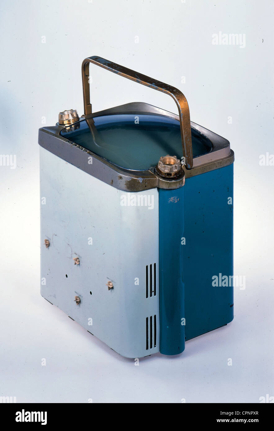 broadcast, television, portable television set Zenith Z1511BZ, chassis ...