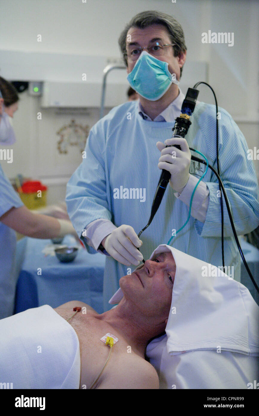 Bronchial endoscopy hi-res stock photography and images - Alamy