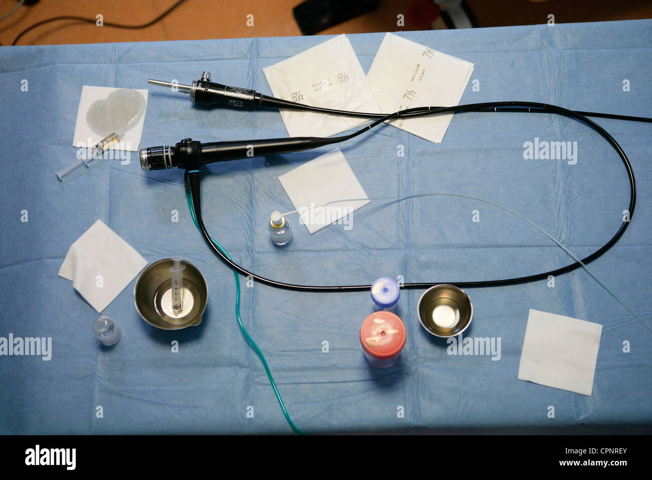 Fiberoptic bronchoscope hi-res stock photography and images - Alamy
