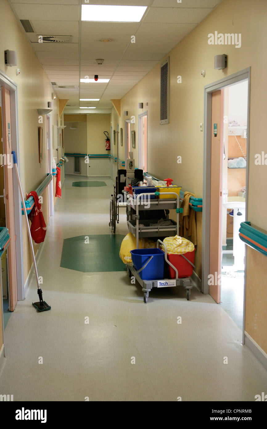 INTERIOR OF A HOSPITAL Stock Photo - Alamy